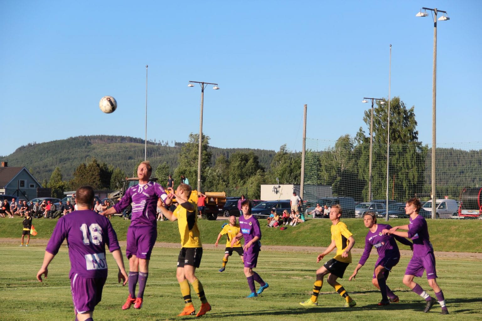 Vaaler vant og er fortsatt serieleder - iSolør.no
